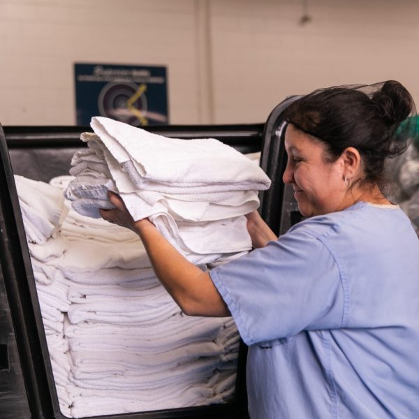 5 Ways Medical Clinics Benefit from Professional Textile Rental ...